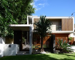 Howard St House • KP ARCHITECTS