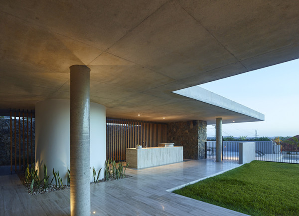 Toorak Rd House • KP ARCHITECTS