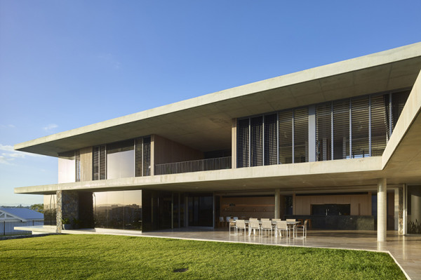 Toorak Rd House • KP ARCHITECTS