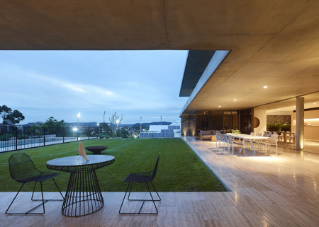 Toorak Rd House • KP ARCHITECTS